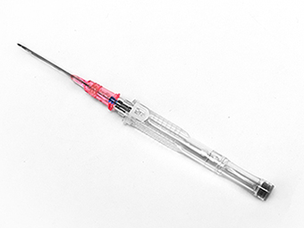 Supercath 5 IV Catheter with Blood Control | Life-Assist