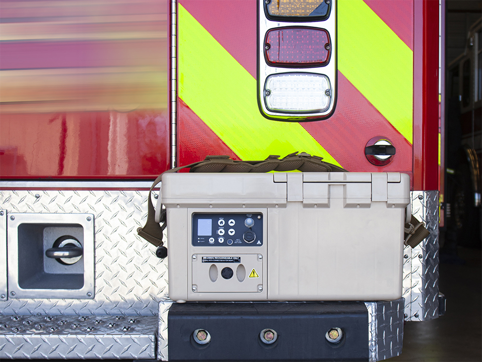 Delta APRU Autonomous Portable Refrigeration | Life-Assist